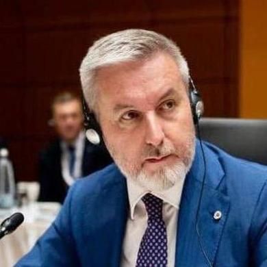 Guerini: "Con la destra isolati in Europa. Chi frena sulle armi aiuta ...