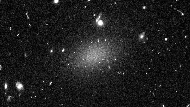 La galassia Dragonfly 44 è ancora un mistero - Le Scienze